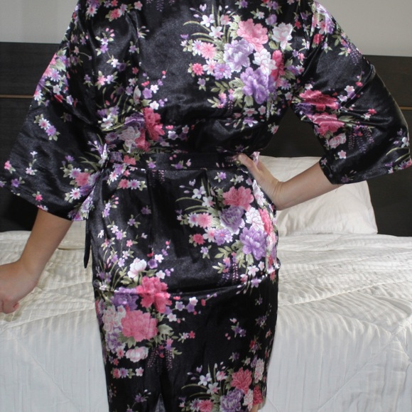 Dresses | Bridal Floral Kimono Bridesmaids Robe Set Of 7 | Poshmark